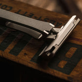 Select Single Blade Premium Razor | Proof